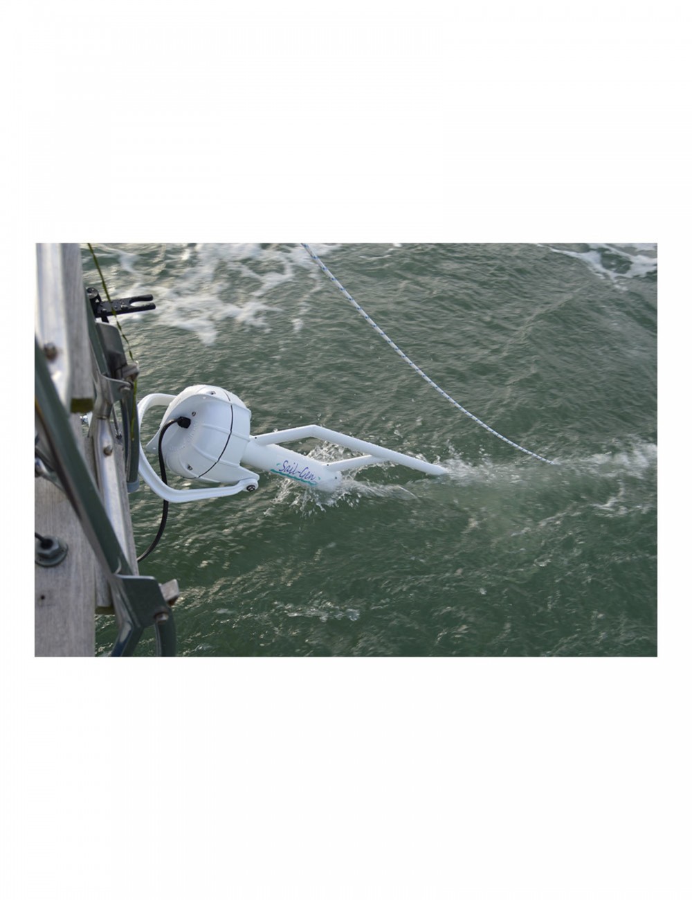 Sail Gen 300 W hydrogenerator - 12 V and 24V