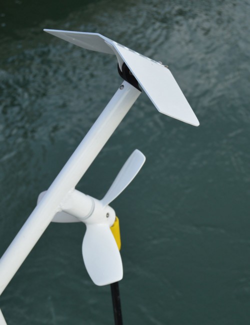 Sail Gen 300 W hydrogenerator - 12 V and 24V