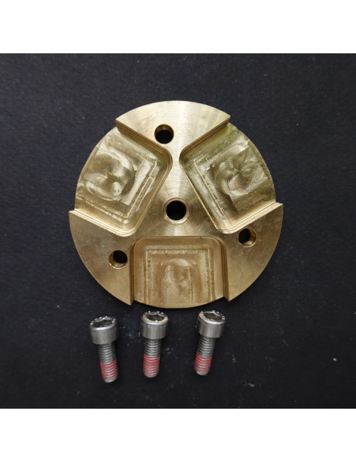 Flexofold cover plate with screws